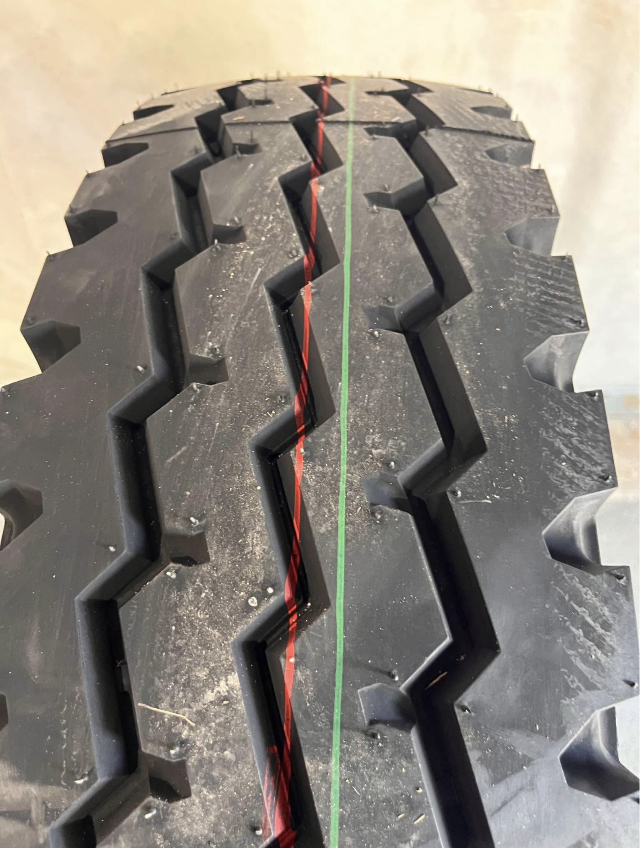 11R22.5 Decatur Cut & Chip Trailer Tires – 16 PLY (Vietnam) – Fleet ...